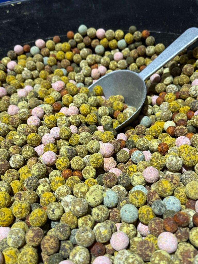 MIX KULEK SWEET I RYBA/OWOC I RYBA 2,5kg - Nanobaits